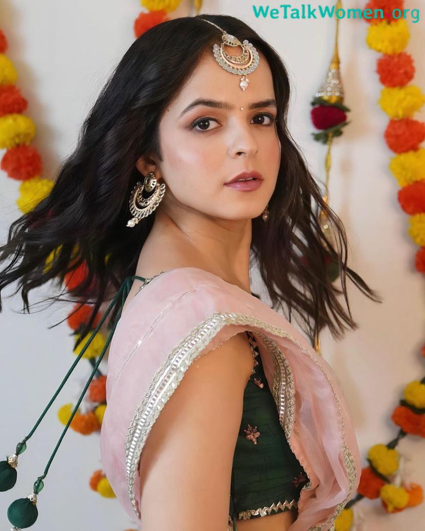Lovely Indian Women: Discovering Love in India